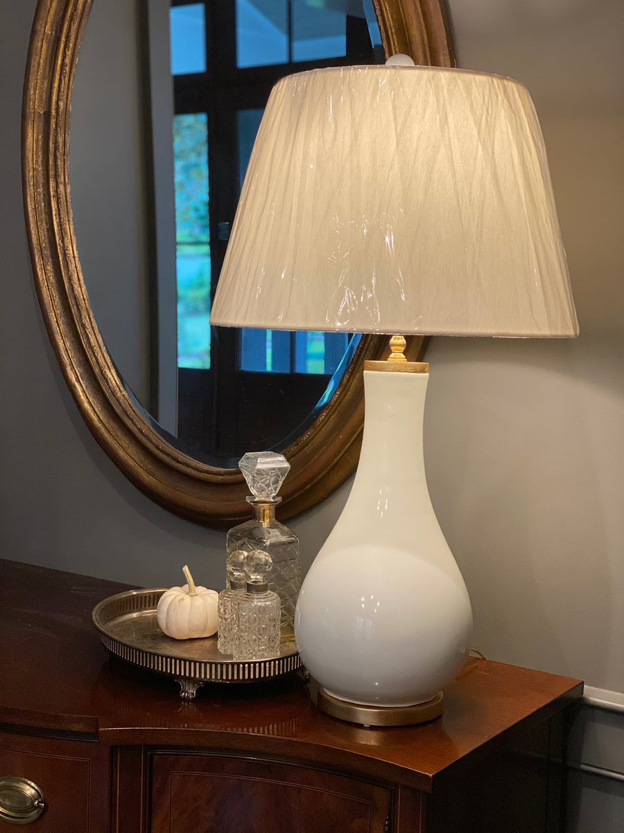 ELIZABETH TABLE LAMP – The Happy Lamp Company